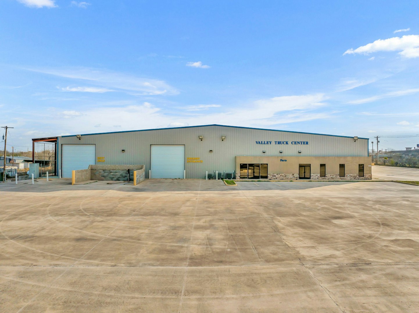 206 Farm To Market Road 468, Cotulla, TX 78014 | Phyllis Browning Company