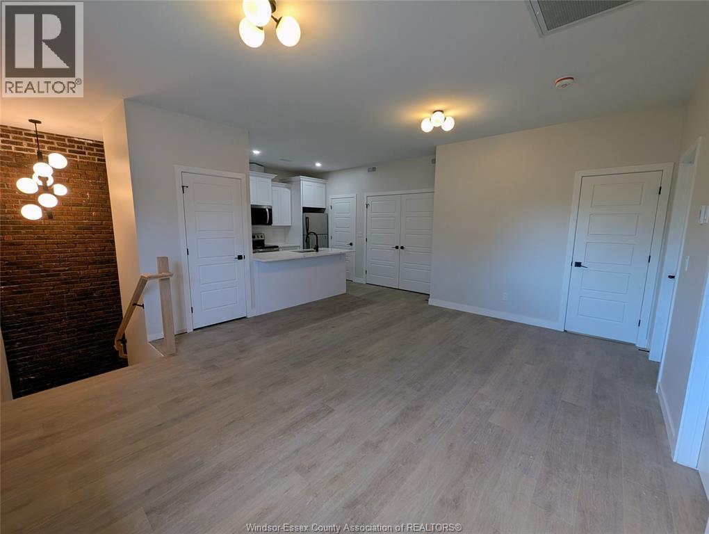 926-928 Giles Boulevard Windsor - 25031260 | The Zahnd Team