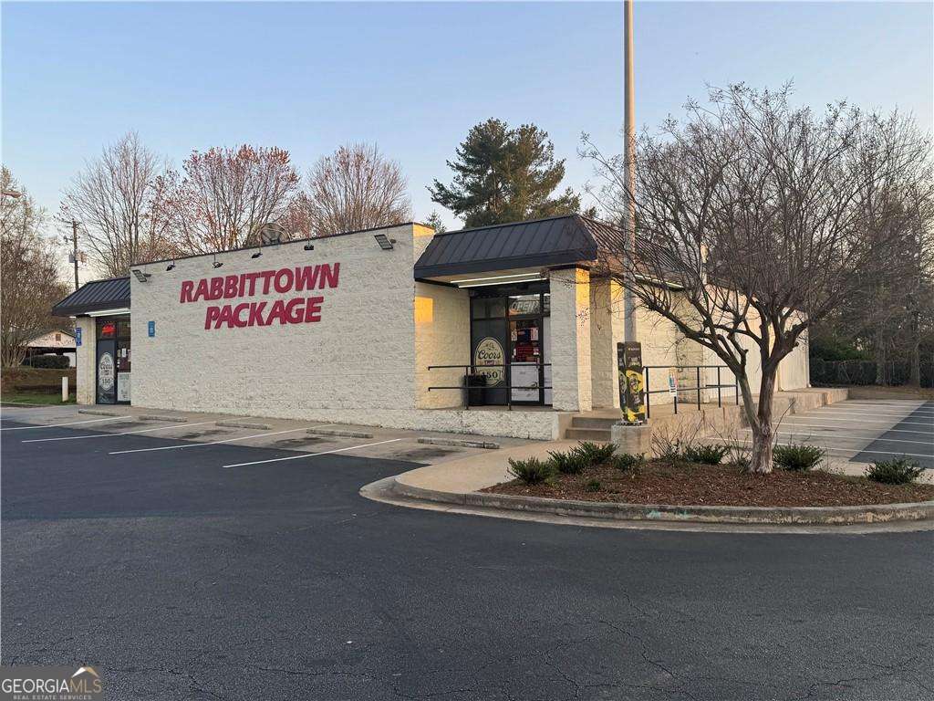 2318 Old Cornelia Highway, Gainesville, GA 30507 | 10652636 | BHGRE ...