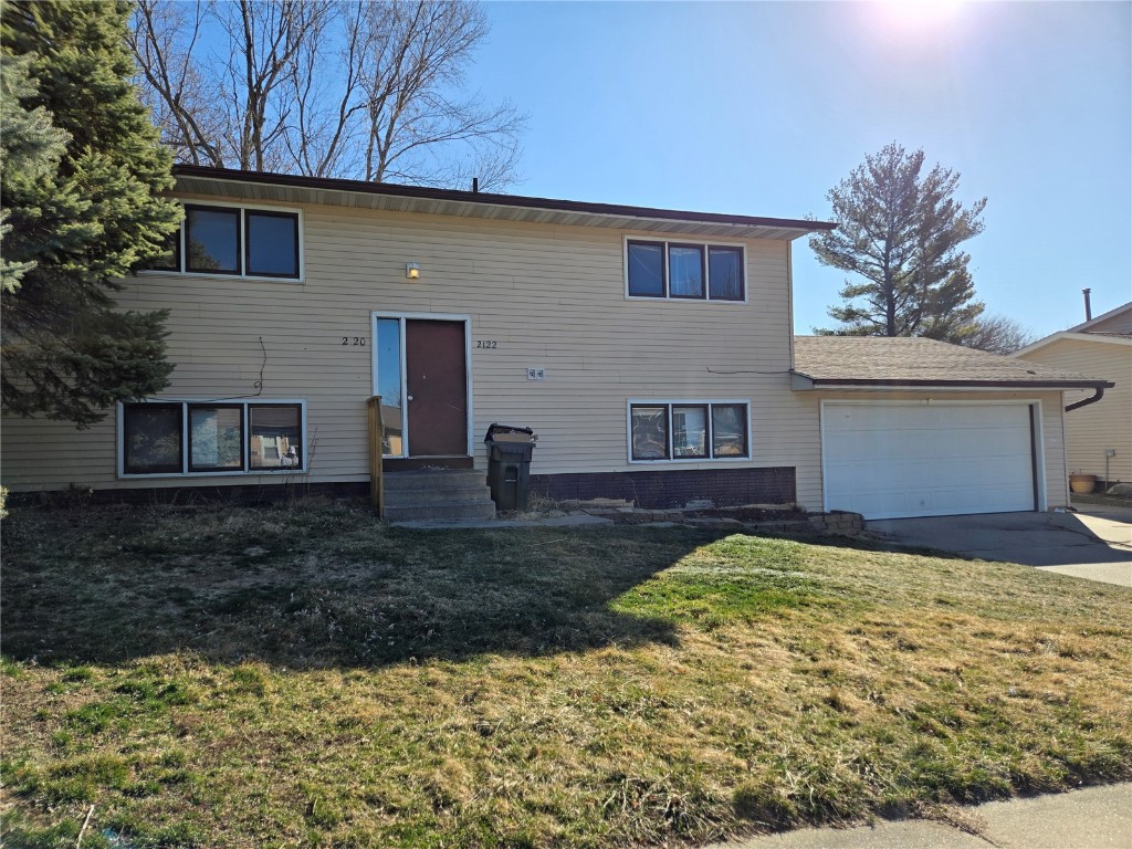 2120-2122 Taylor Drive Iowa City | Coldwell Banker Hedges Realty