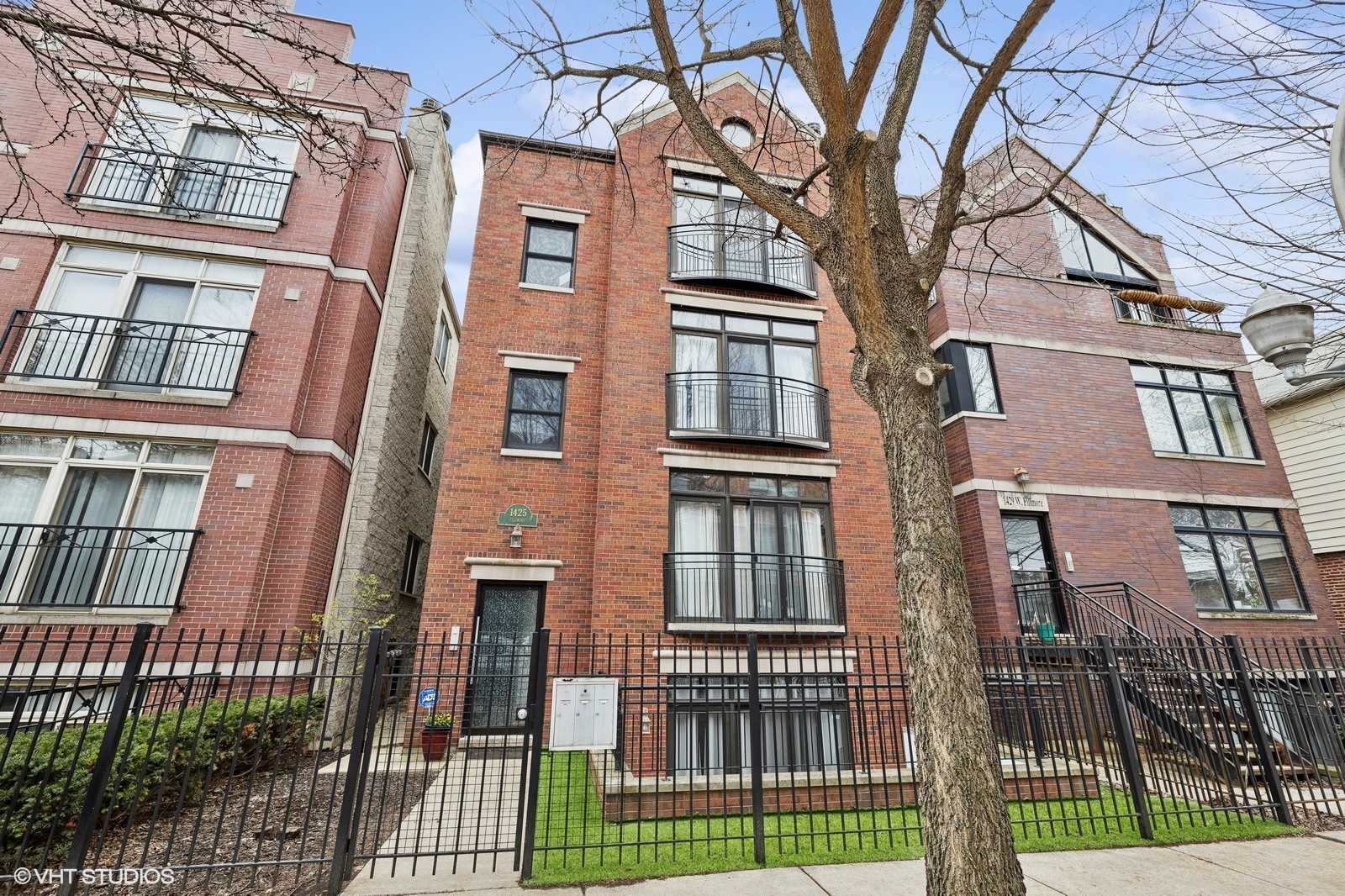 1425 West Fillmore Street Chicago IL | MLS# 12002680 | $569,000 ...