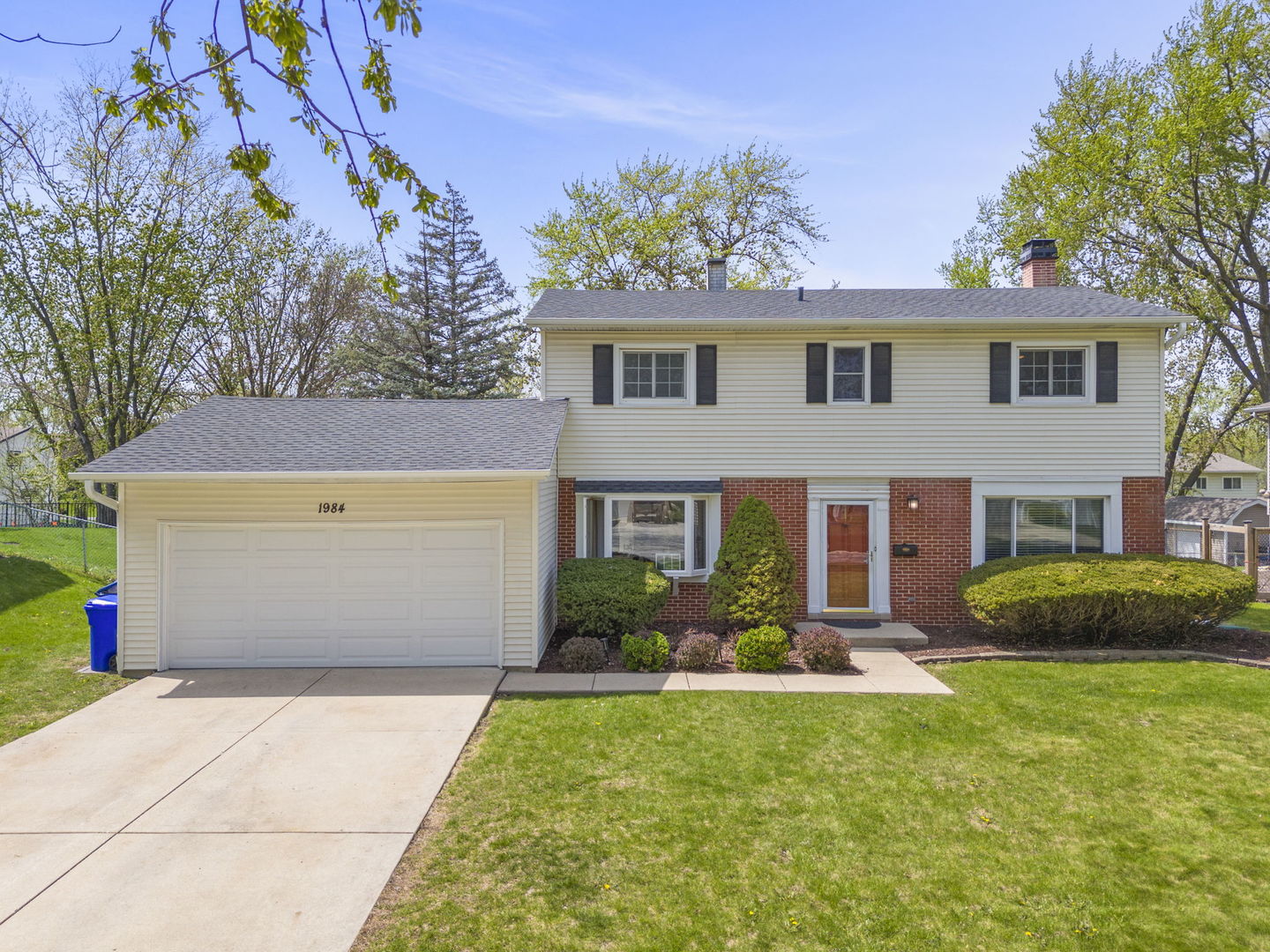 Mary Braatz | RE/MAX Enterprise