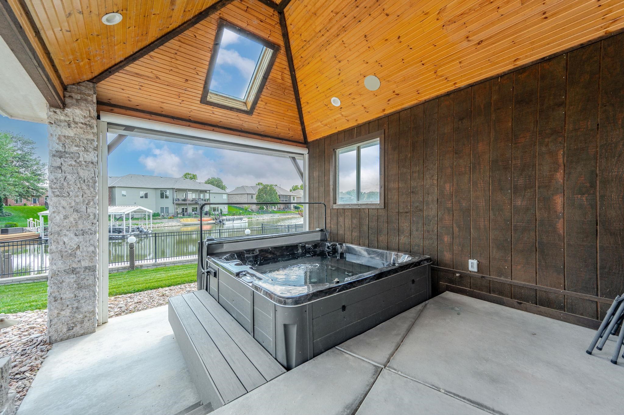 2901 W Crystal Beach Street, Wichita, KS 67204 | 661397 | ReeceNichols ...