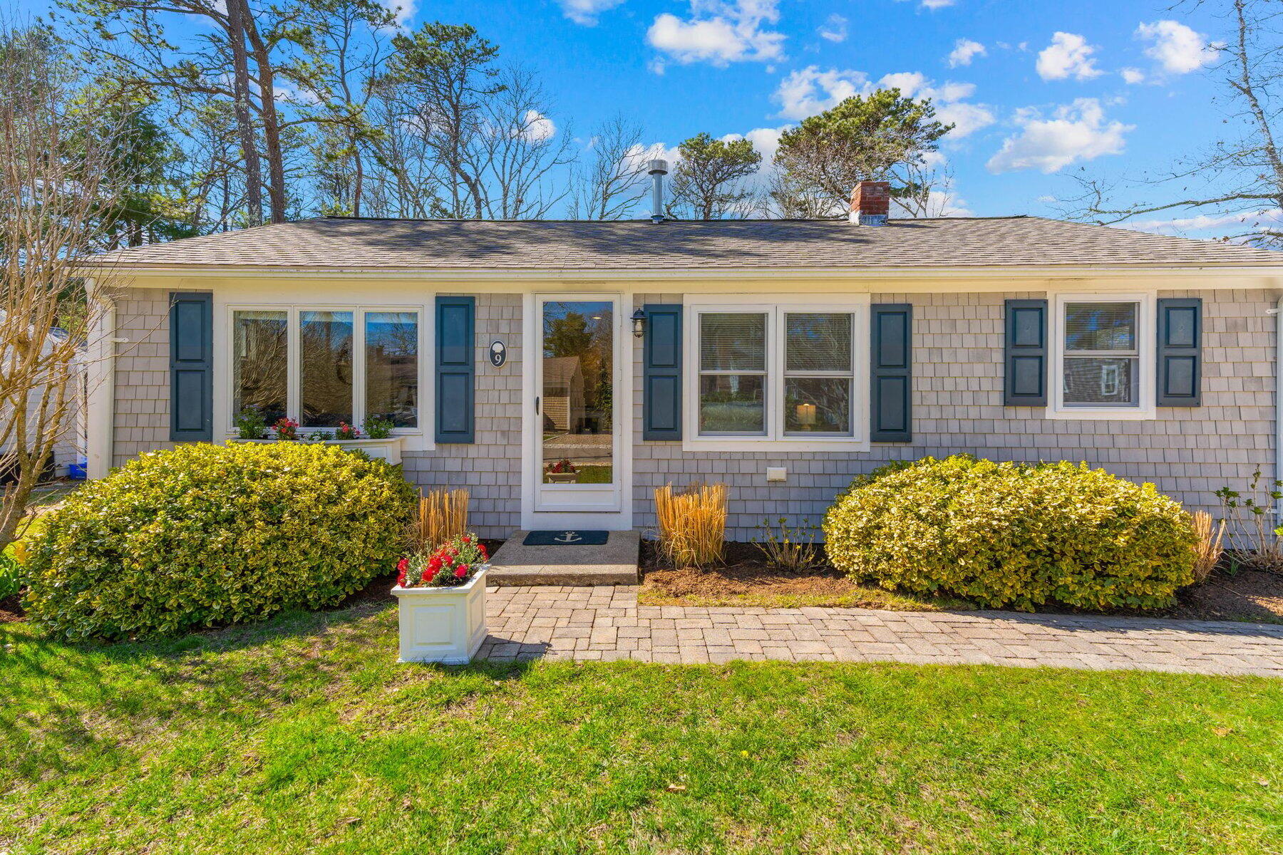 9 Uncle Edwards Road, Mashpee MA Real Estate Listing | MLS# 22401592