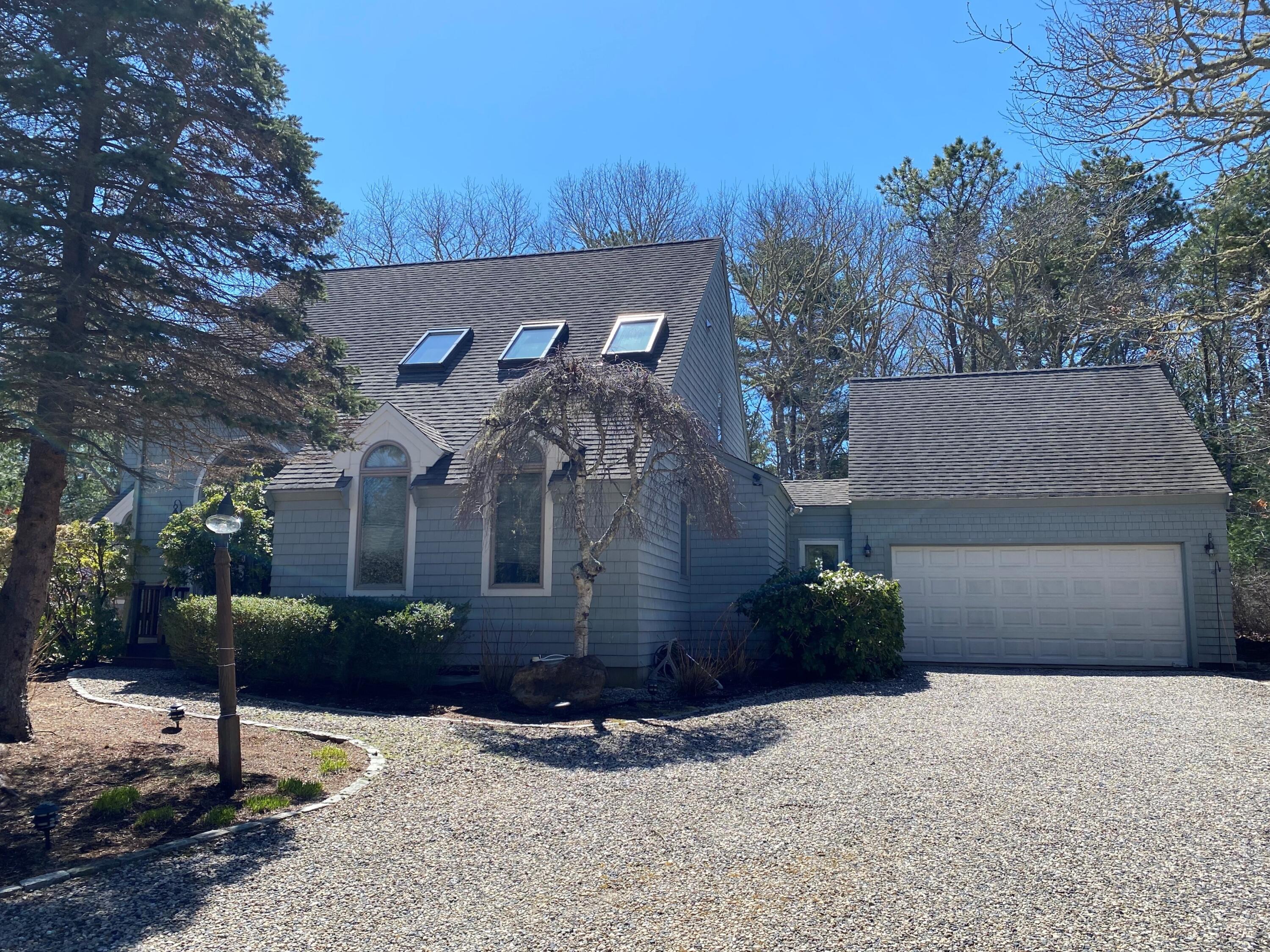 13 Fells Pond Road, Mashpee MA Real Estate Listing | MLS# 22401417