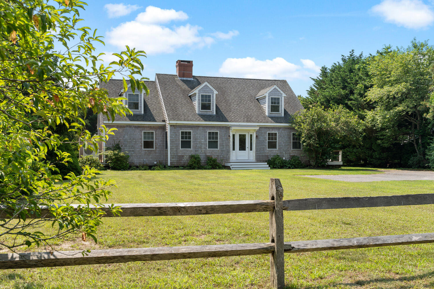 5 Katama Drive, Edgartown, MA 02539 | 32400208 | Sandpiper Realty