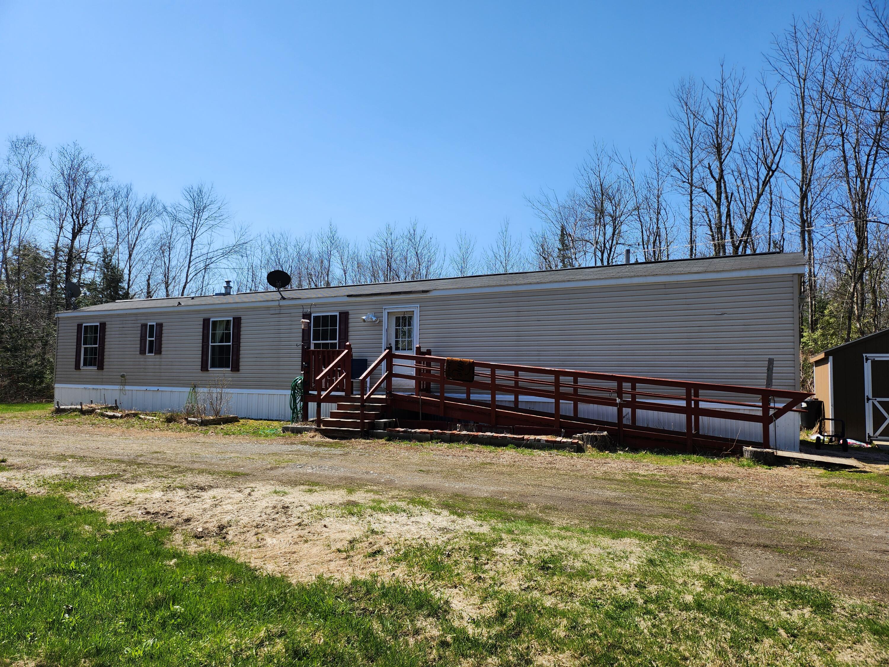 233 Mullen Road, Newport, ME 04953 | 1552369 | Realty of Maine