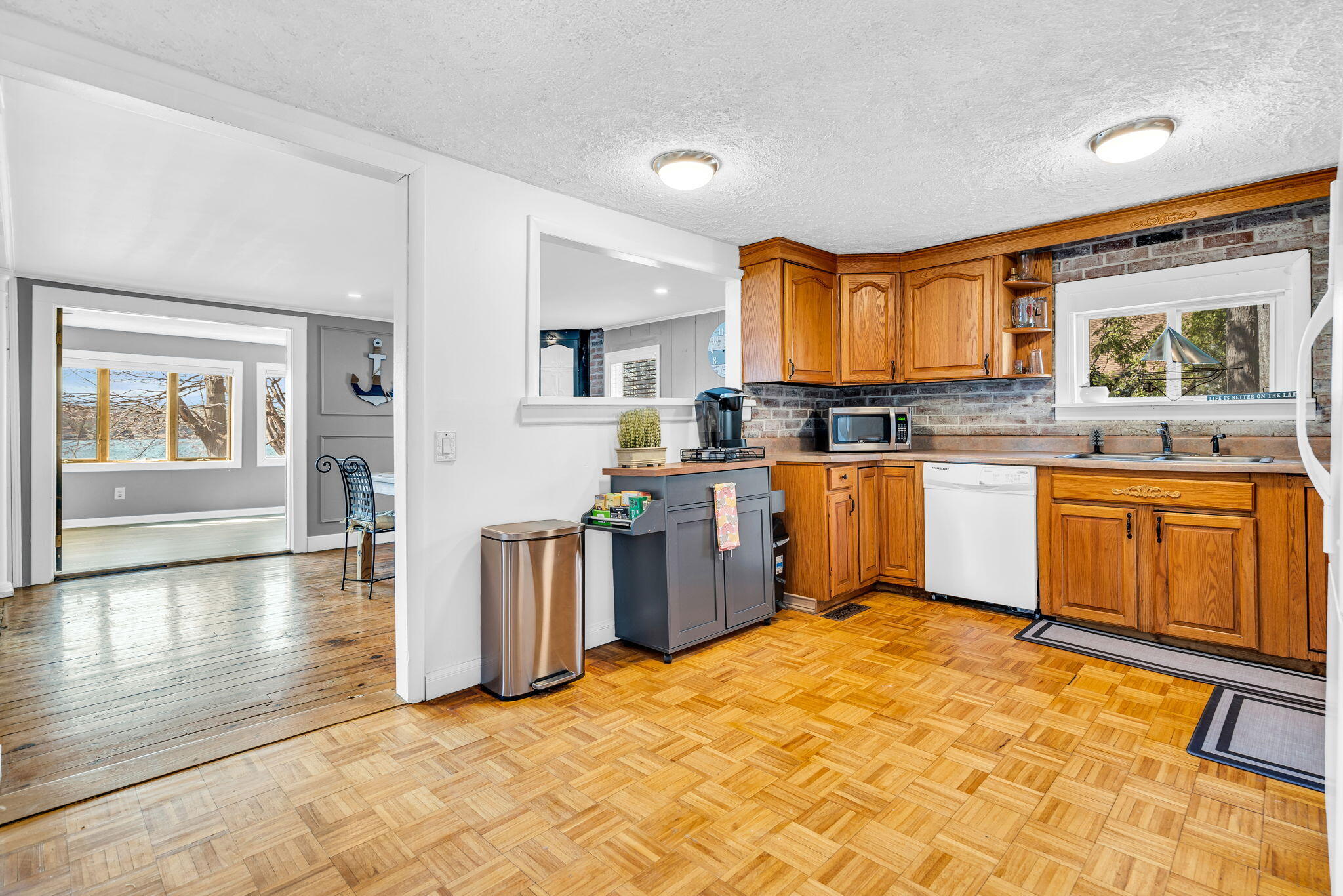 185 Cottage Road, Windham, ME 04062 | 1556523 | Sunset Lakes Real Estate