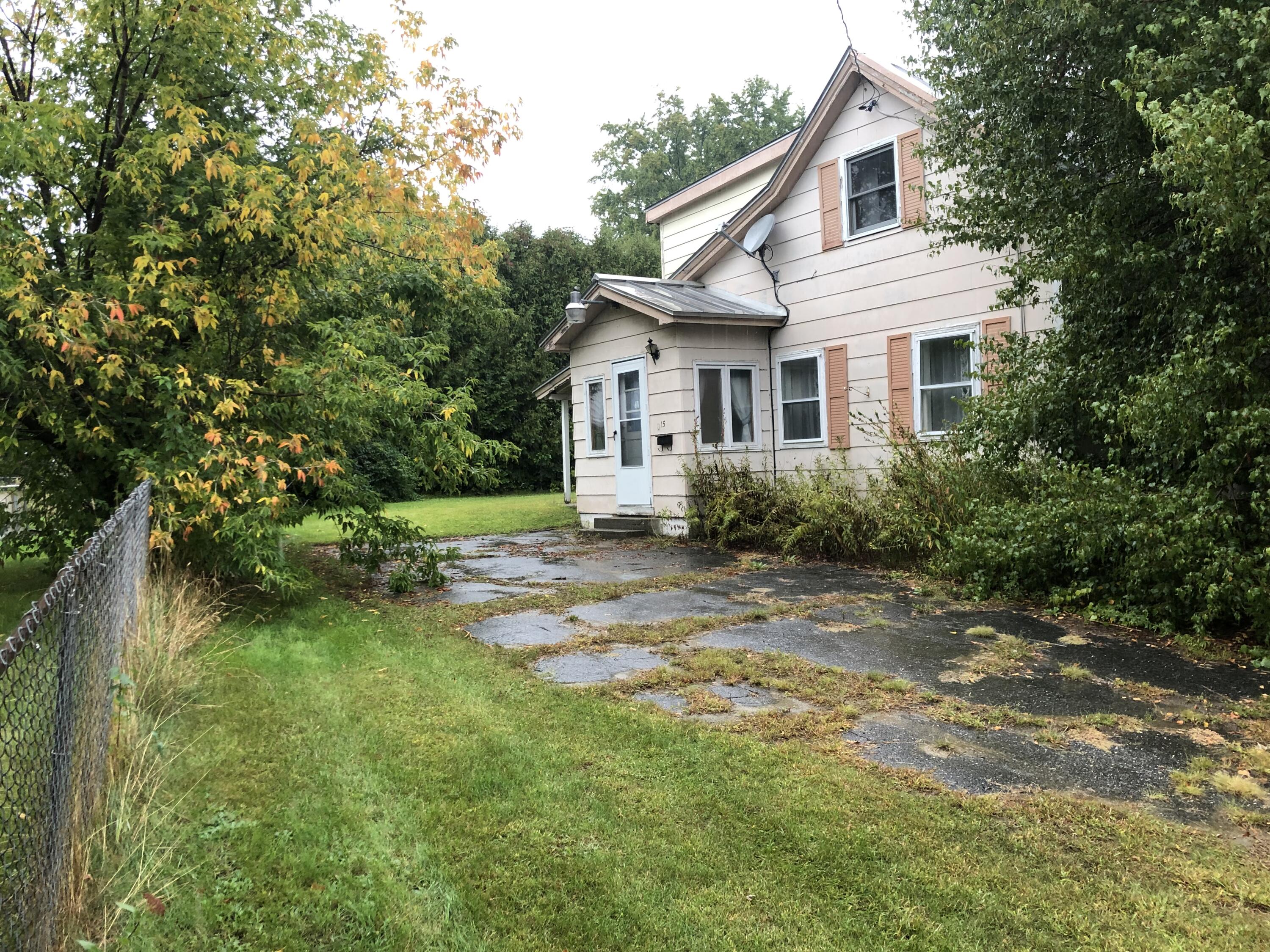 15 Maple Street Fairfield, ME