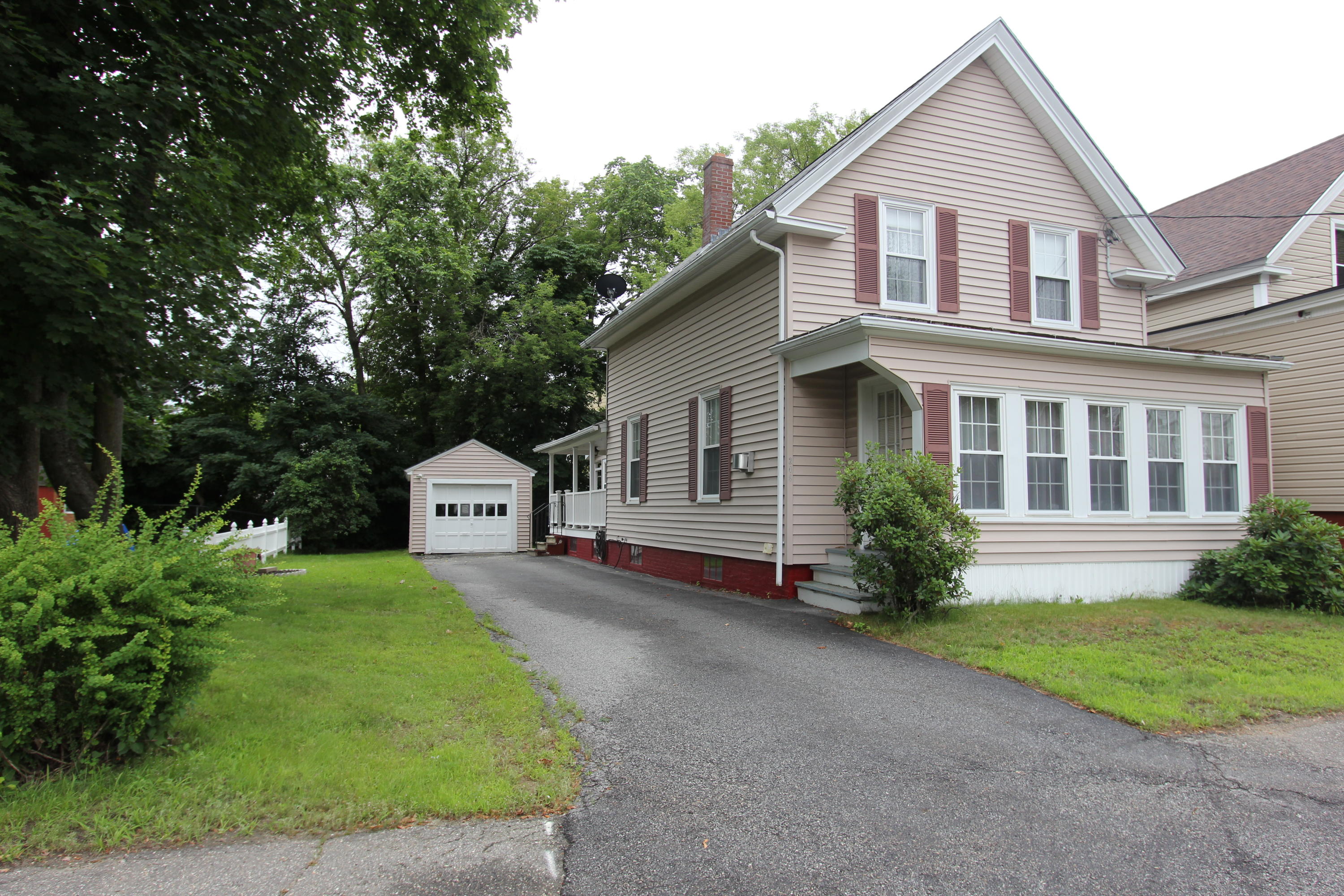 249 Sabattus Street, Lewiston, ME 04240 | 1460881 | Realty of Maine