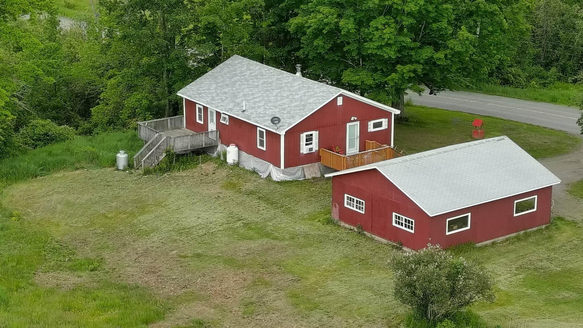 1434 Avenue Road Exeter, ME