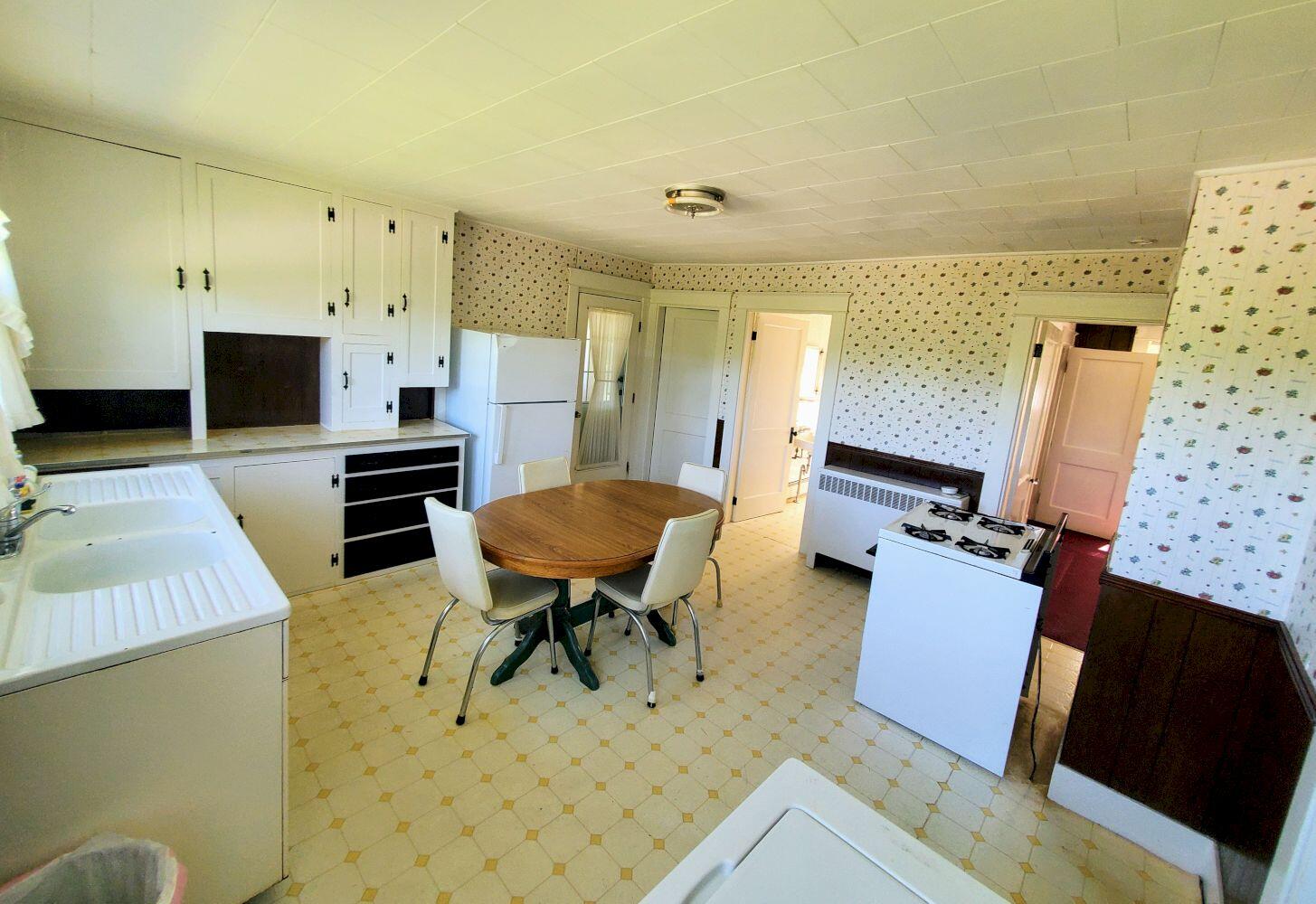 780 Rangeley Road Avon, ME