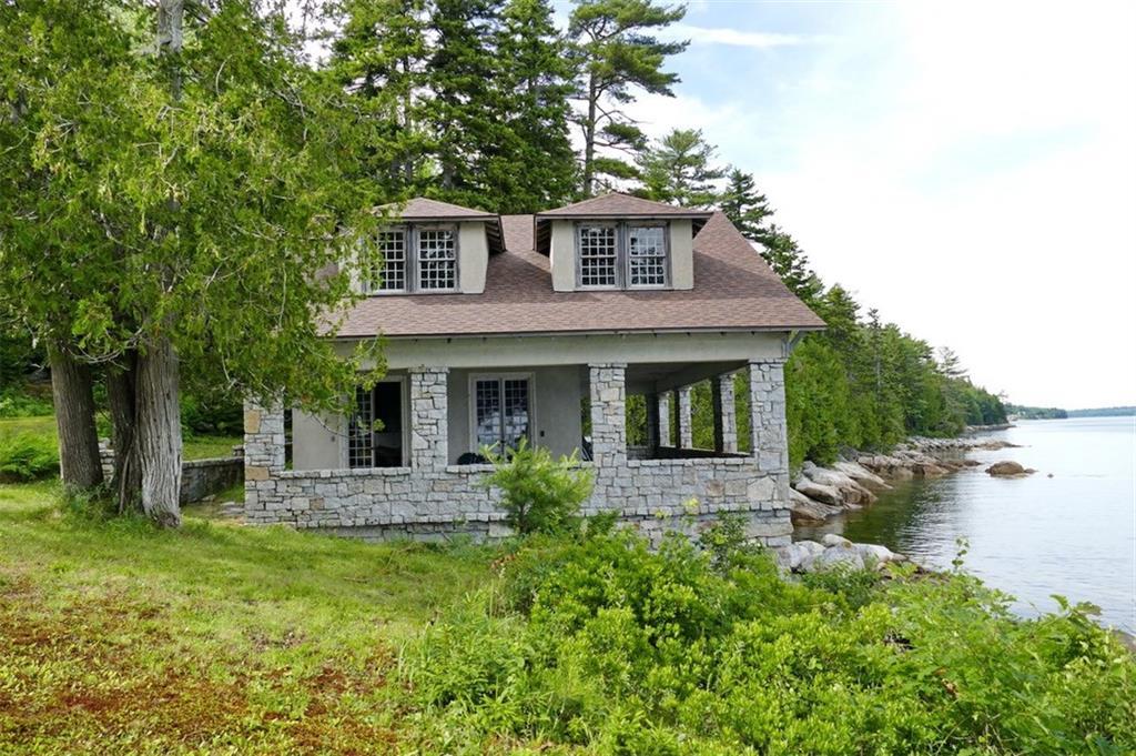 4-1 Old Yacht Club Road Blue Hill, ME