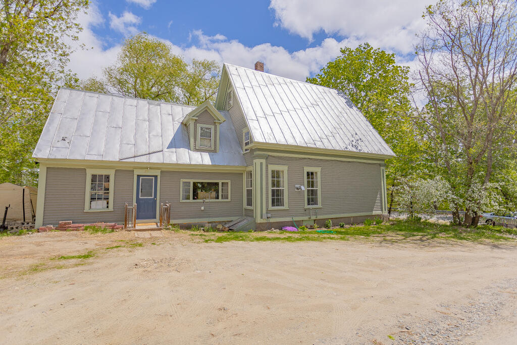 Coldwell Banker | Sandy River Realty