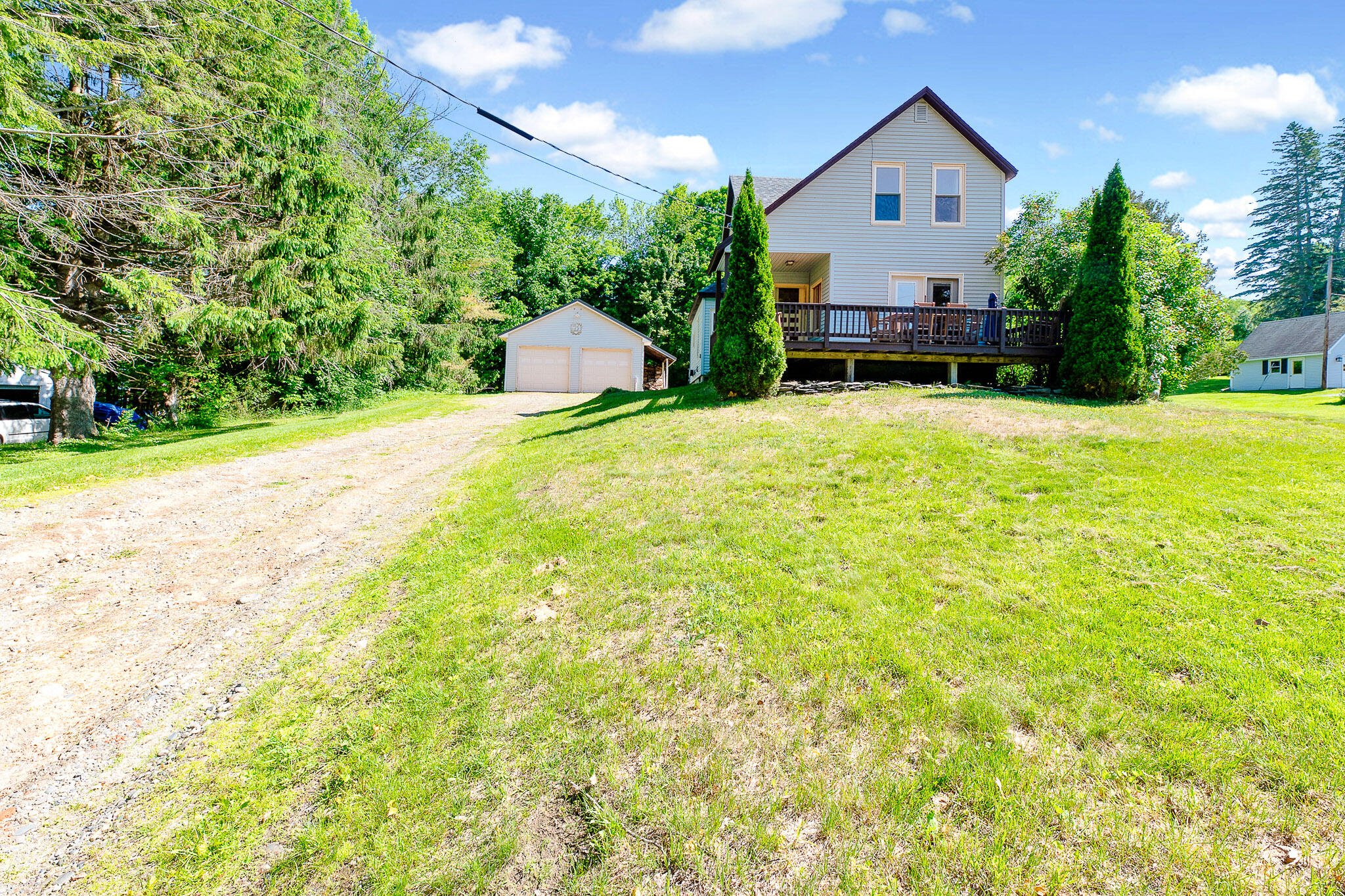 28 Prospect Street, Wilton, ME 04294 | [Brand Name]