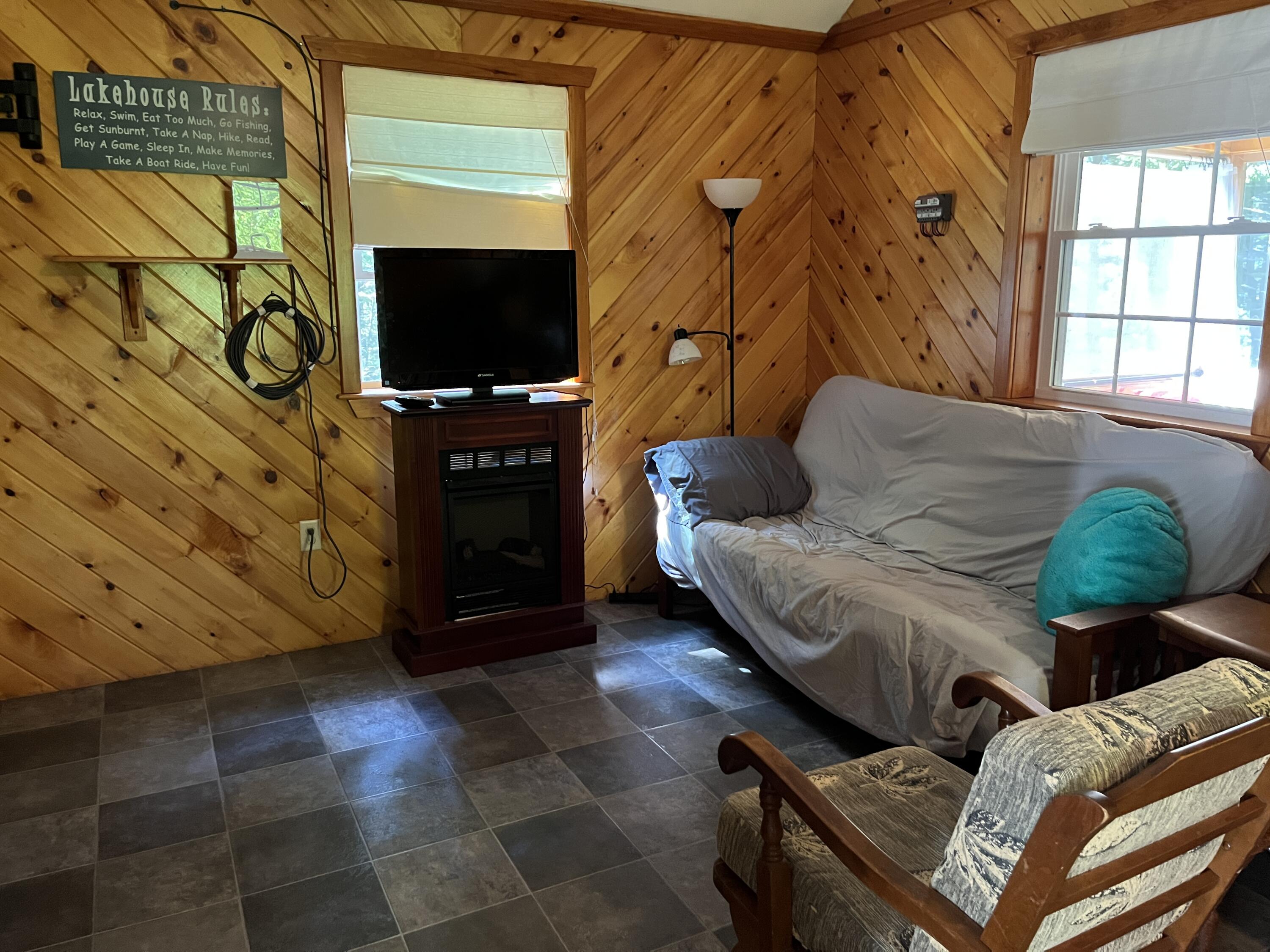 399 E Madagascal Pond Road, Burlington, ME 04417 | 1570934 | Realty of ...
