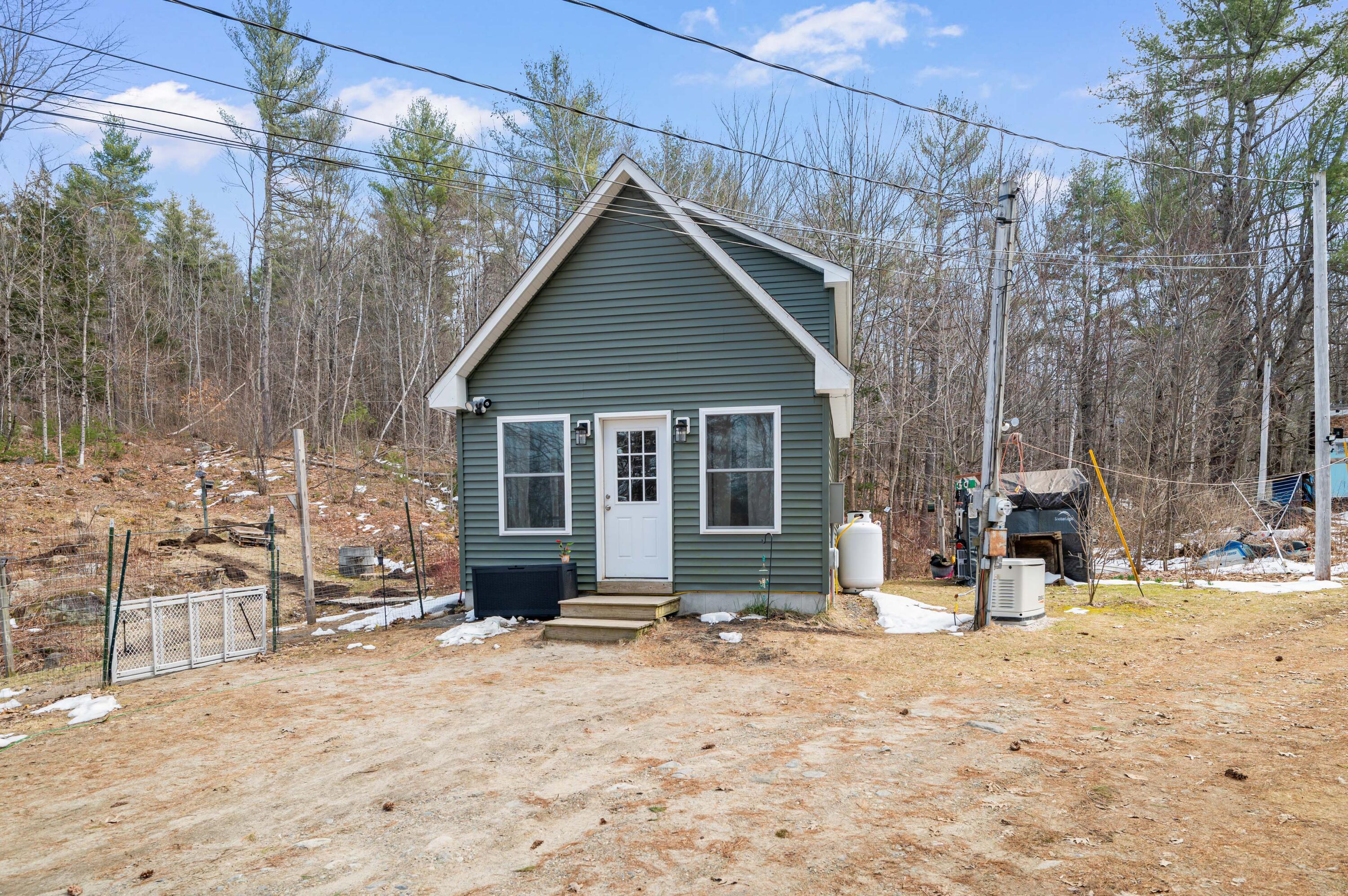 30 Frost Drive Winthrop, ME