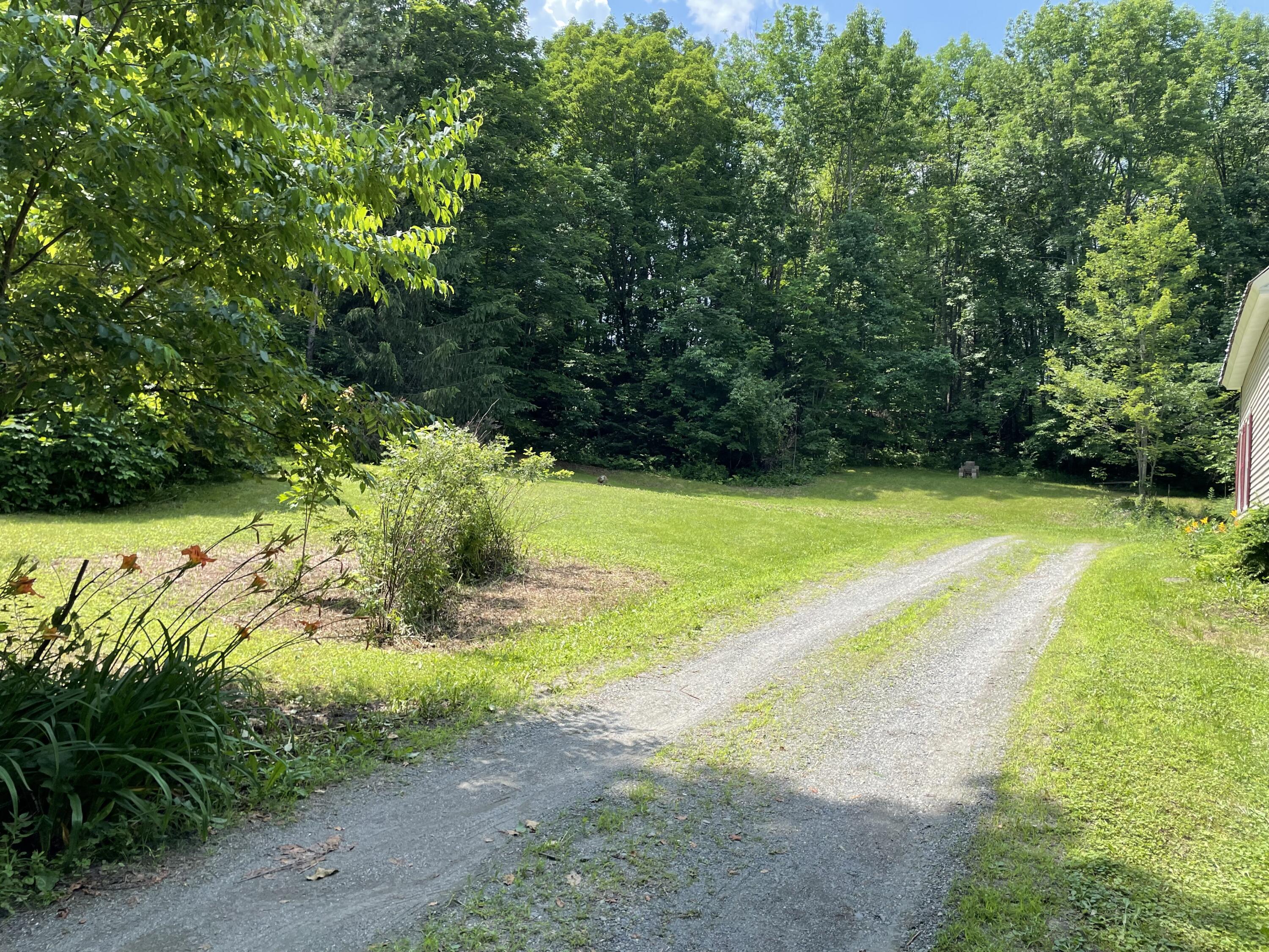 13 Monument Road Abbot, ME