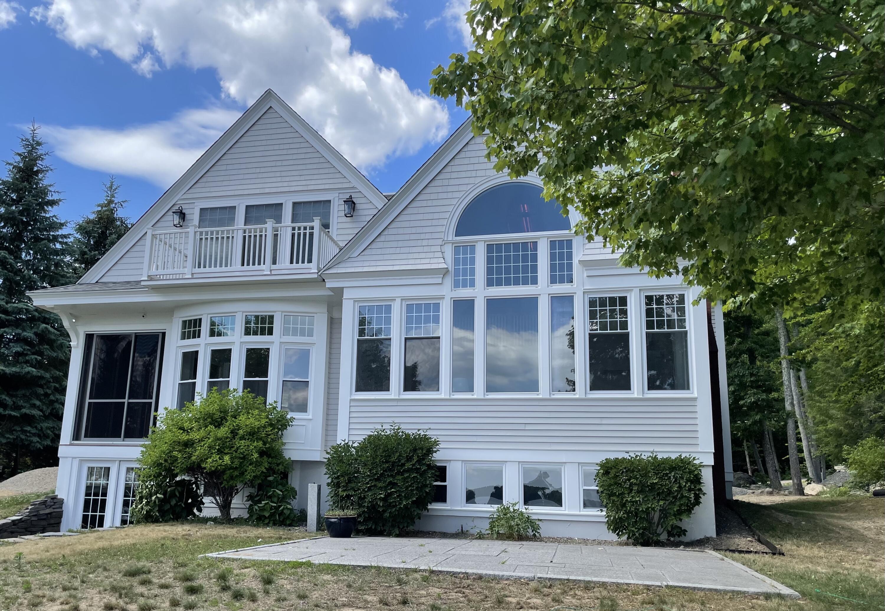 76 Deep Cove Road Raymond, ME