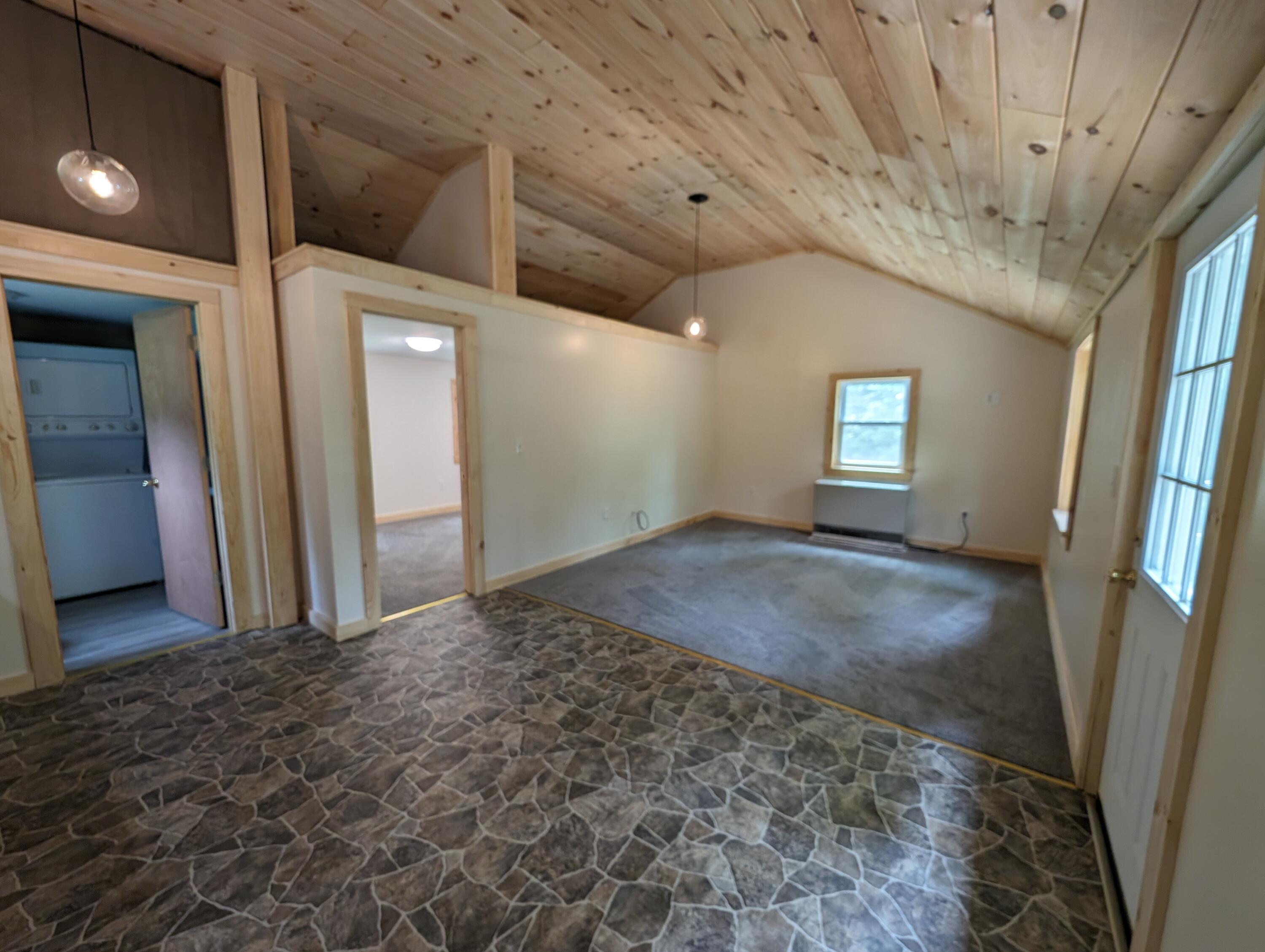 5 Pratt Brook Road, Palmyra, ME 04965 | [Brand Name]