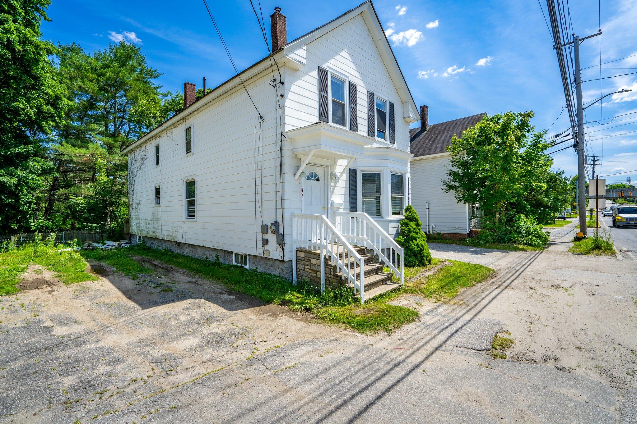 563 Main Street, Lewiston, ME 04240 | 1595730 | Realty of Maine