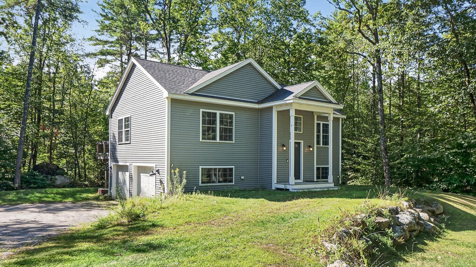 7 Laila Way, Gray, ME 04039 | 1638465 | Sunset Lakes Real Estate