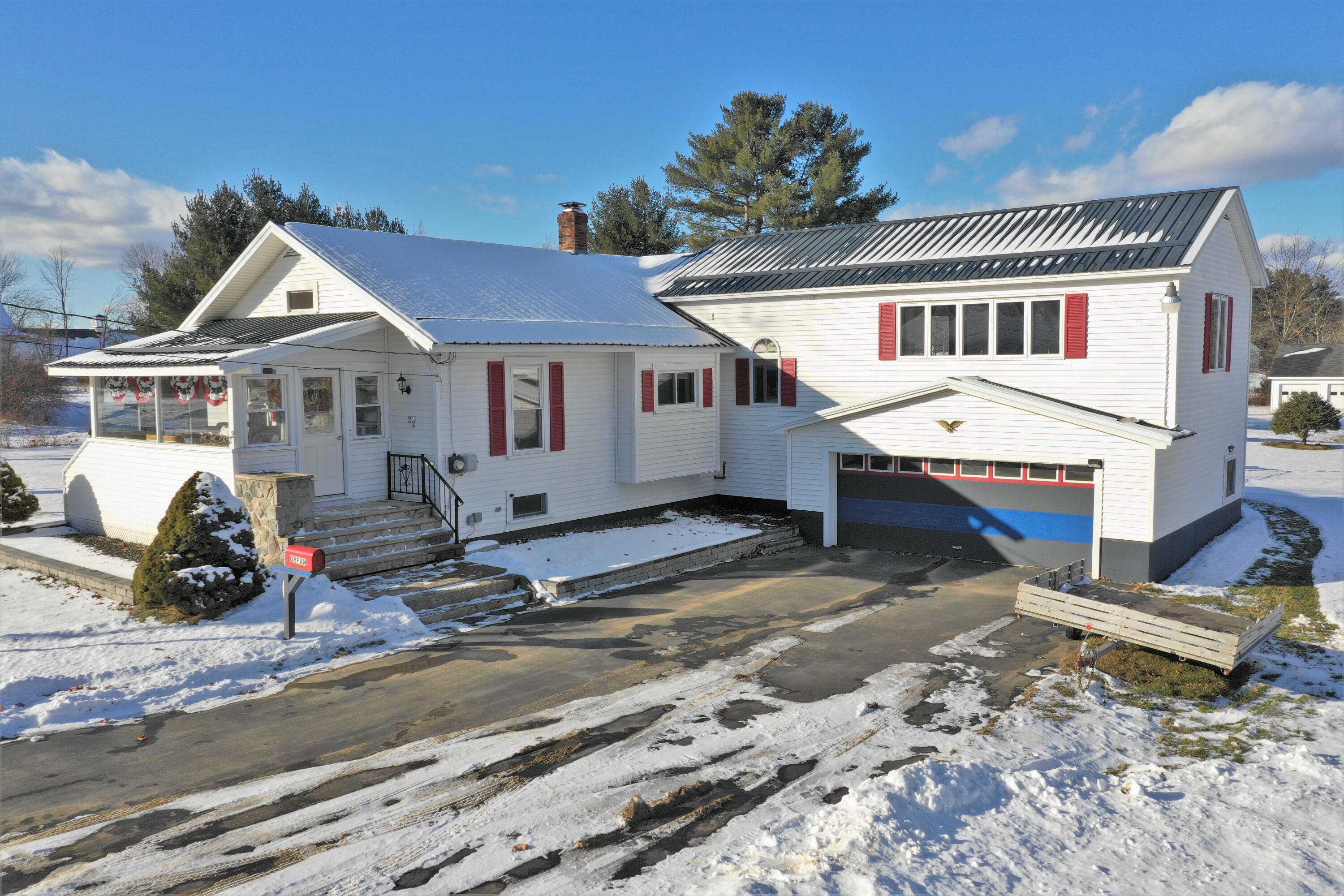 22 North Street, Newport, ME 04953 | 1517012 | Realty of Maine