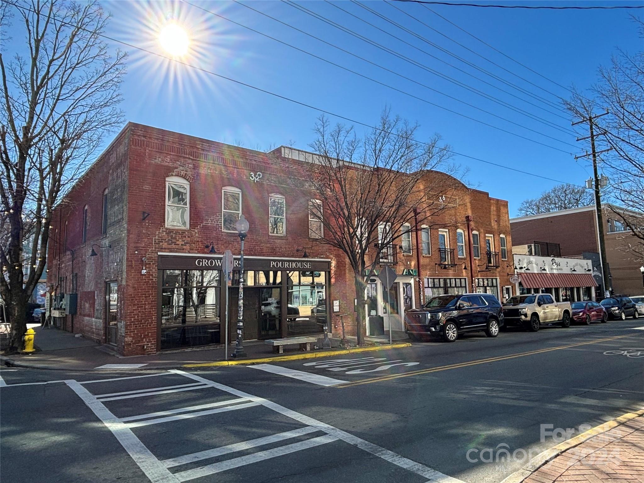 Mecklenburg County, Charlotte, NC | Car4105801 | Cottingham Chalk