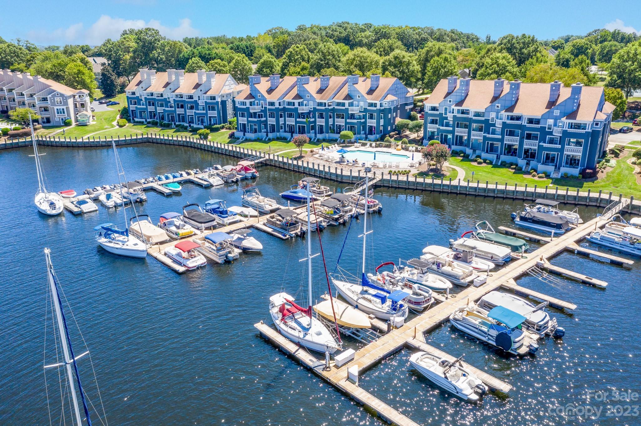 18661 Vineyard Point Lane, Cornelius, NC 28031 | Car4099413 ...