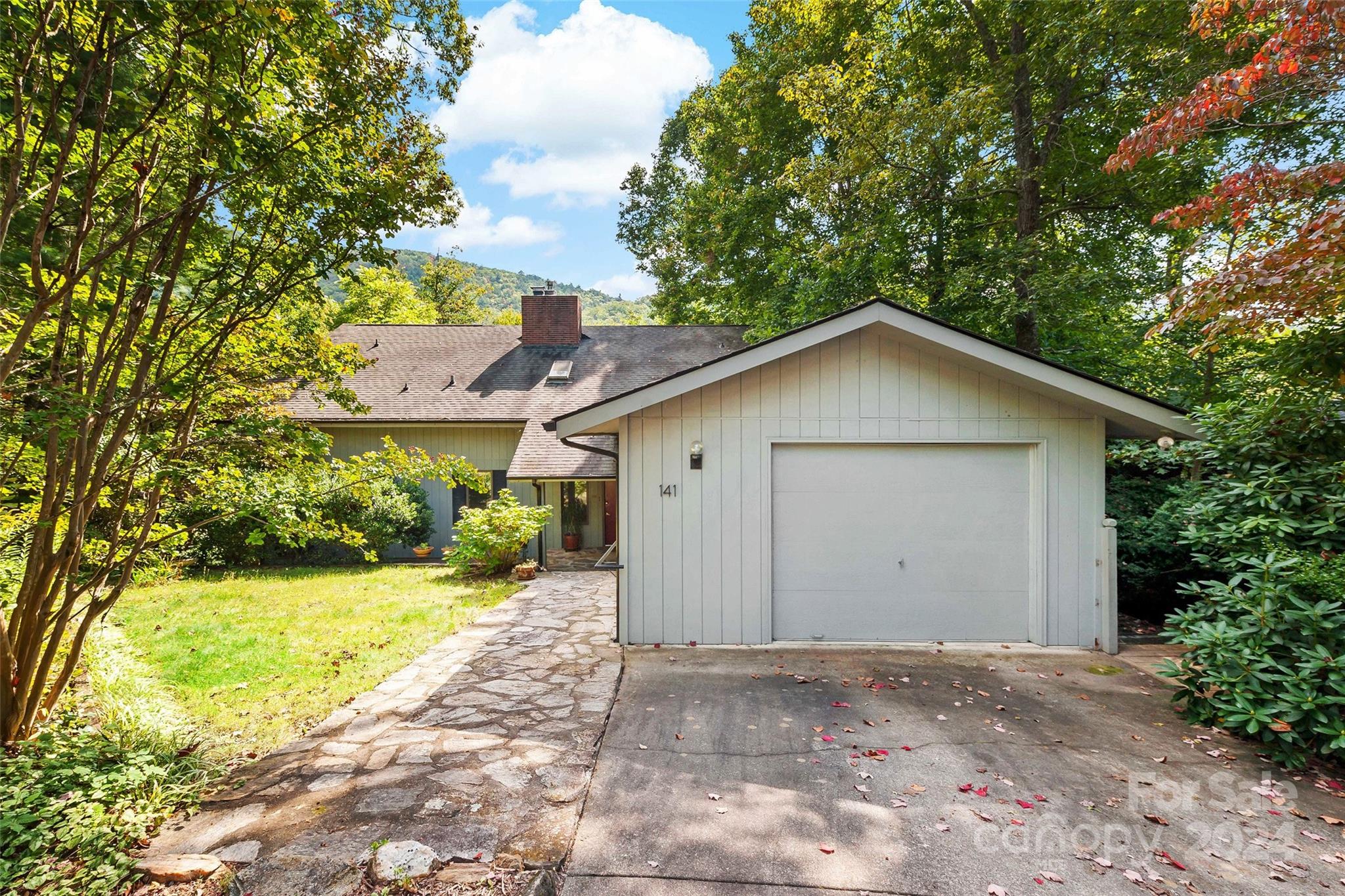 141 Holston Lane, Montreat NC | MLS# Car4134563 - GreyBeard Realty