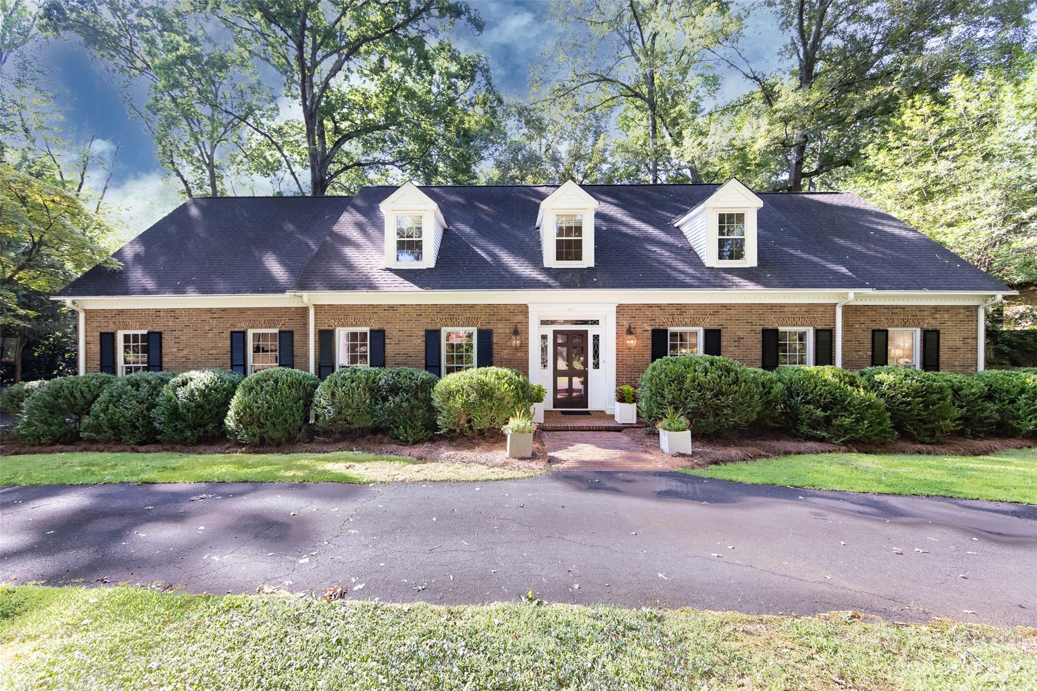 2411 Lemon Tree Lane, Charlotte, NC 28211 | Car4058548 | Cottingham Chalk