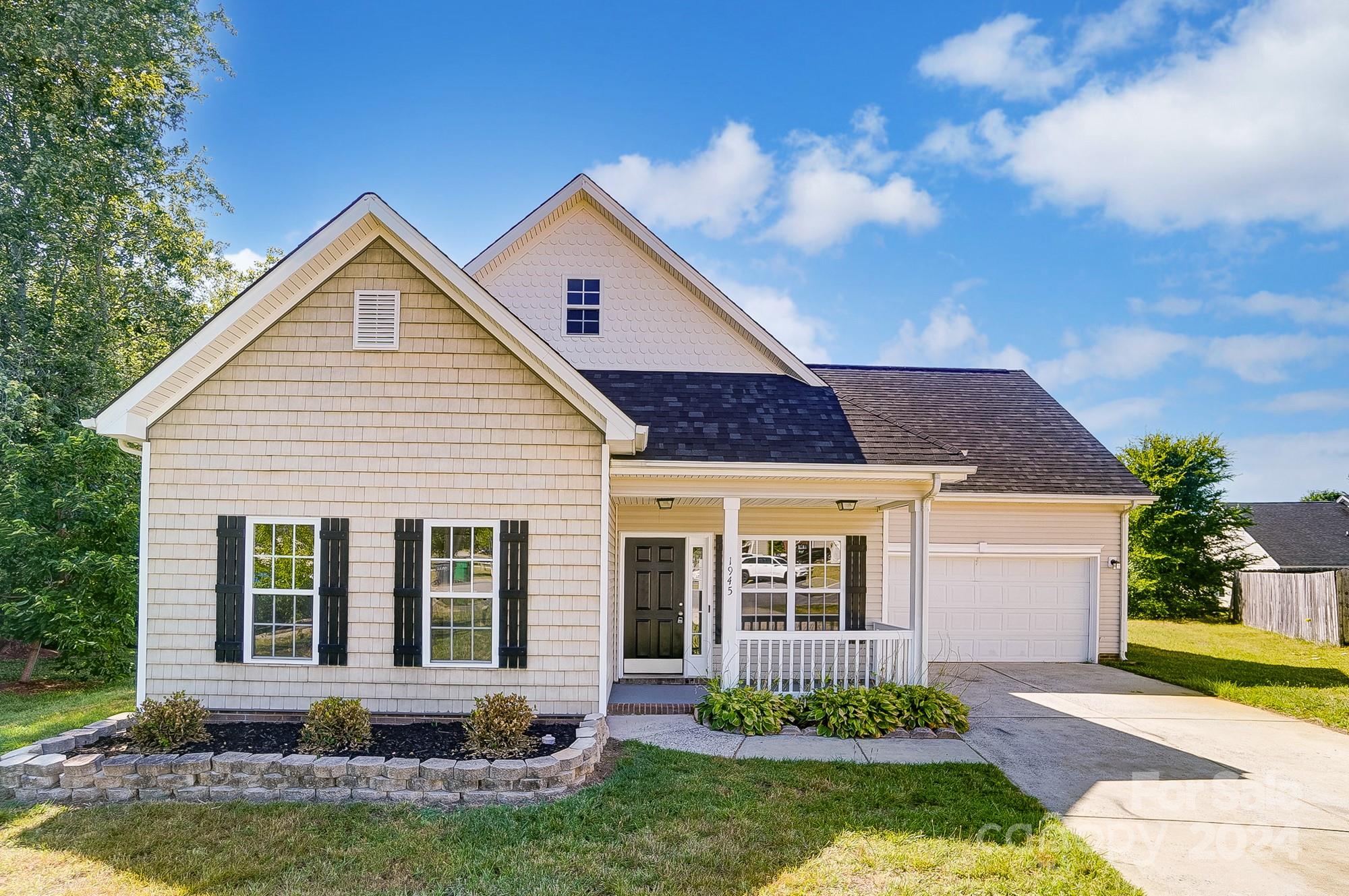 Mecklenburg County, Charlotte, NC | Car4157772 | Cottingham Chalk