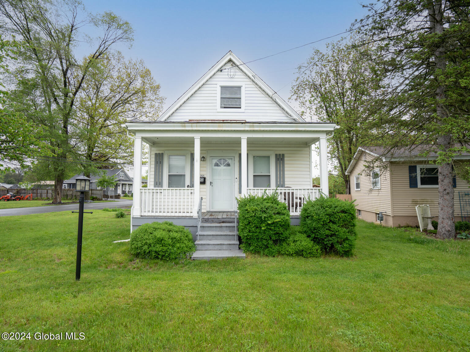 Signature ONE Realty Group