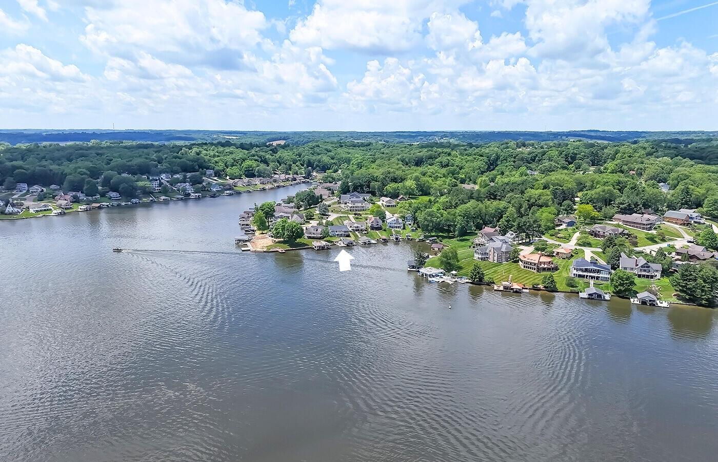 68 Applegate Court, Howard OH | 224018867 - RE/MAX Consultant Group ...