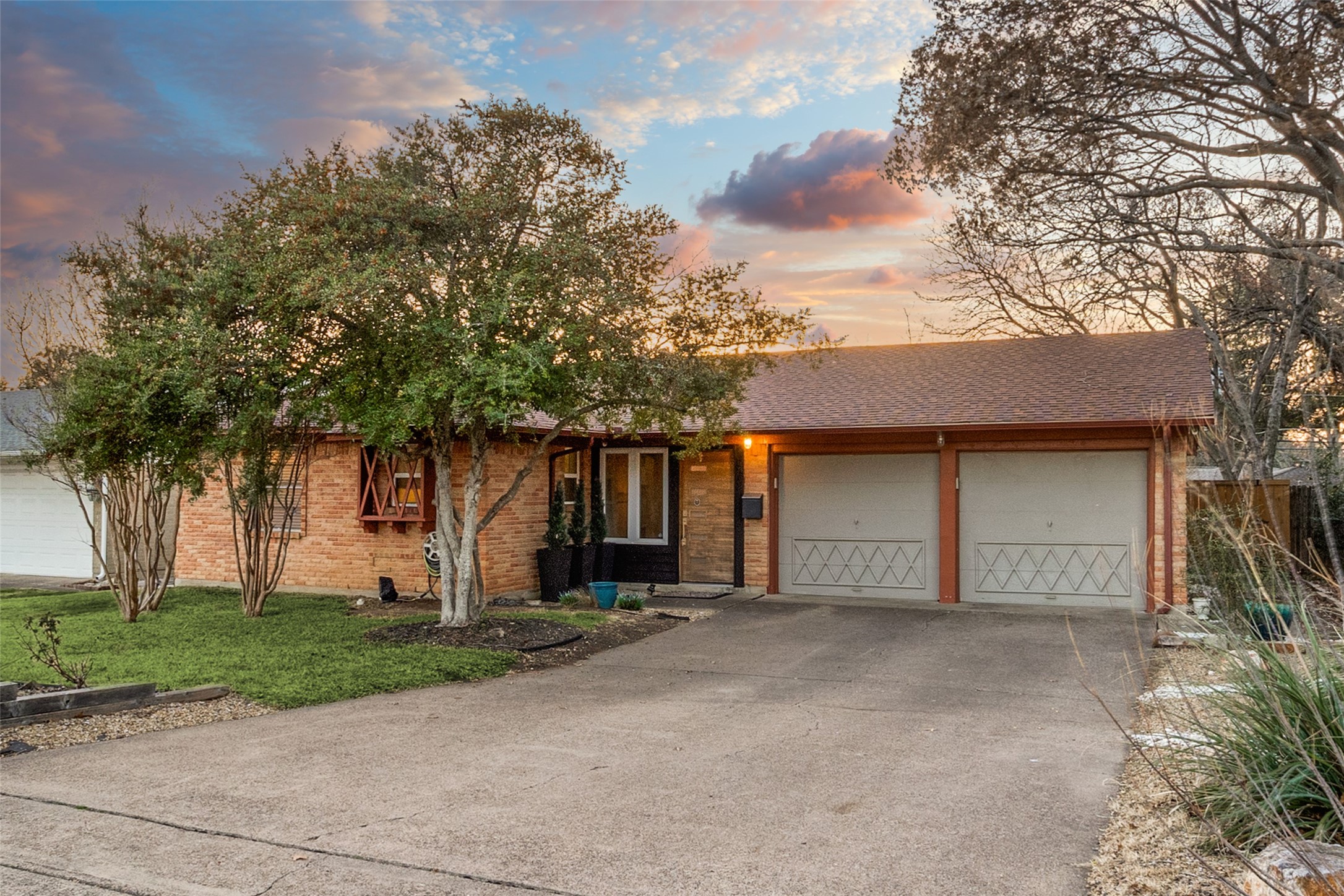 11919 Sunland Street, Dallas TX | 20830387 - Briggs Freeman Sotheby's Int'l