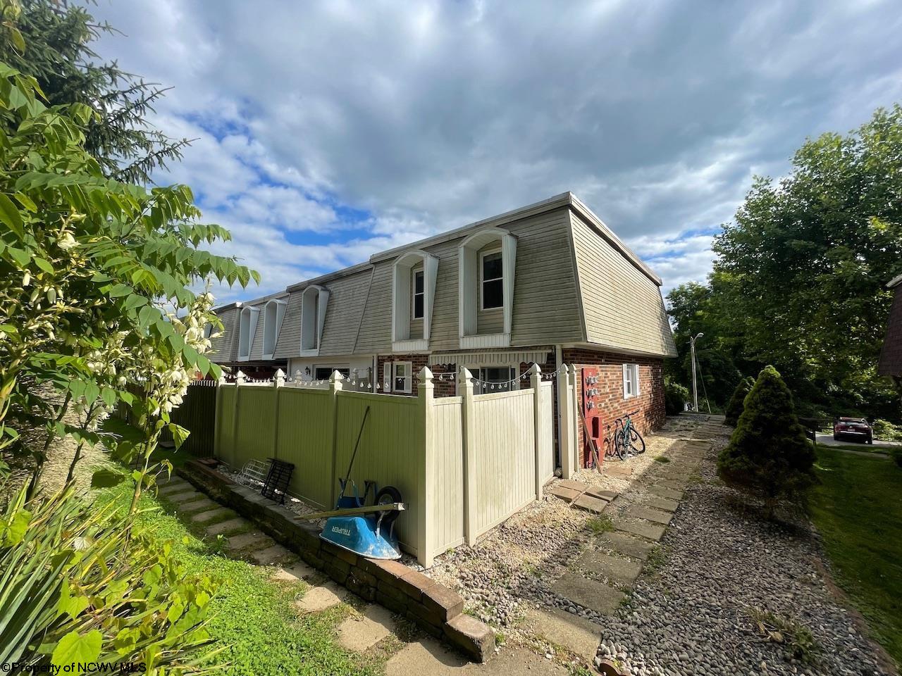 105 Pinewood Road, Clarksburg, WV | 10154780 | Railey Realty